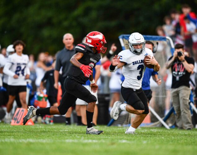 Dynamic duo of QB Sam ‘Boom’ Gillis and RB Thomas Easton leading ...